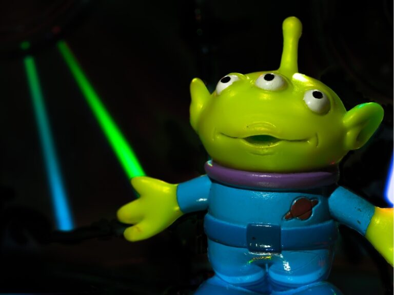 200+ Funny Alien Names (Cure Your Cosmic Boredom!)